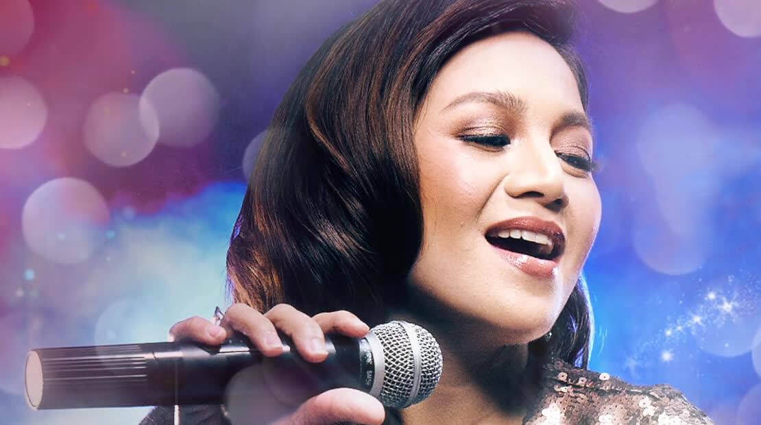 R&B Singer Kyla 'Recipeokes' for SPAM in Christmas Ad - Hormel Foods